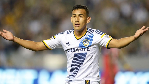 Jose Villarreal Demonstrates His Versatility and Incredible Form - The ...